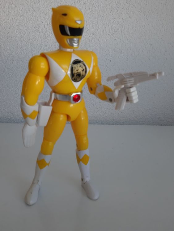 Mighty Morphin Power Rangers Yellow Ranger Action Figure (Gebraucht) in ...