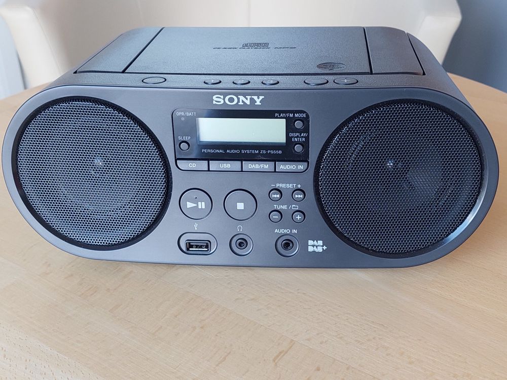 Sony DAB+ Digital Radio, CD Player, Boombox | Kaufen auf Ricardo