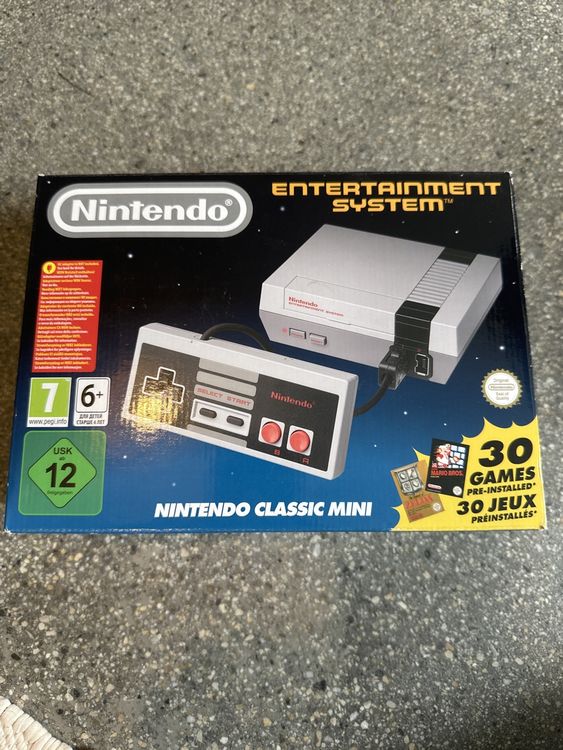 NINTENDO Classic mini (Neu und originalverpackt) in Le Mont-sur ...