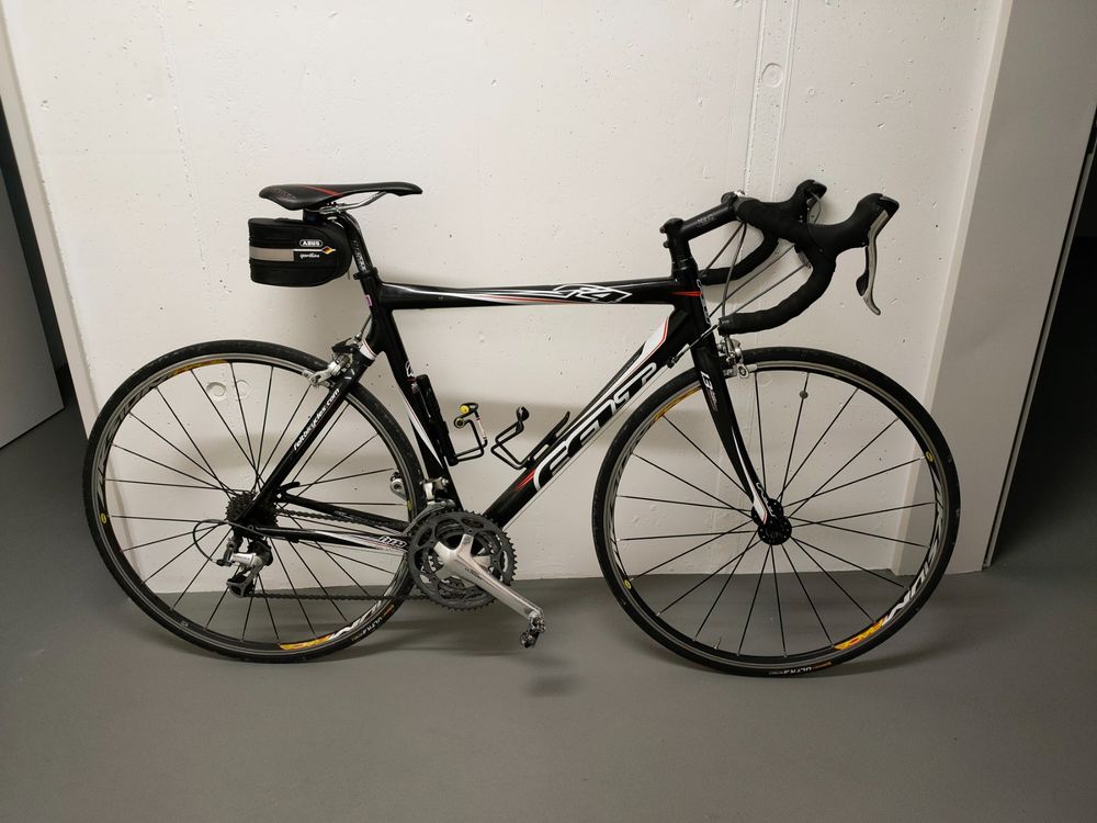 Vélo Felt F4 Carbon (Gebraucht) in Biel/Bienne für CHF 360 – nur Abholung auf Ricardo kaufen