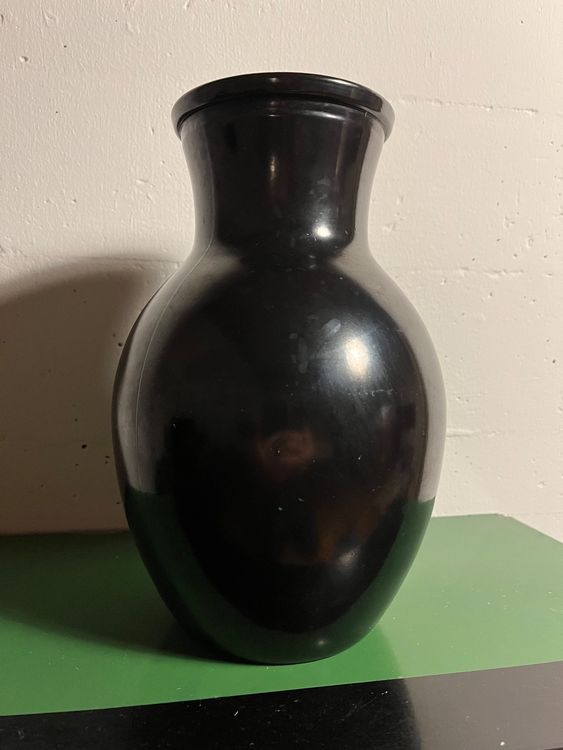 Seltene schwarze Bülacher Glas Balustervase mit Modellnummer (Gebraucht) in Gockhausen für CHF ...
