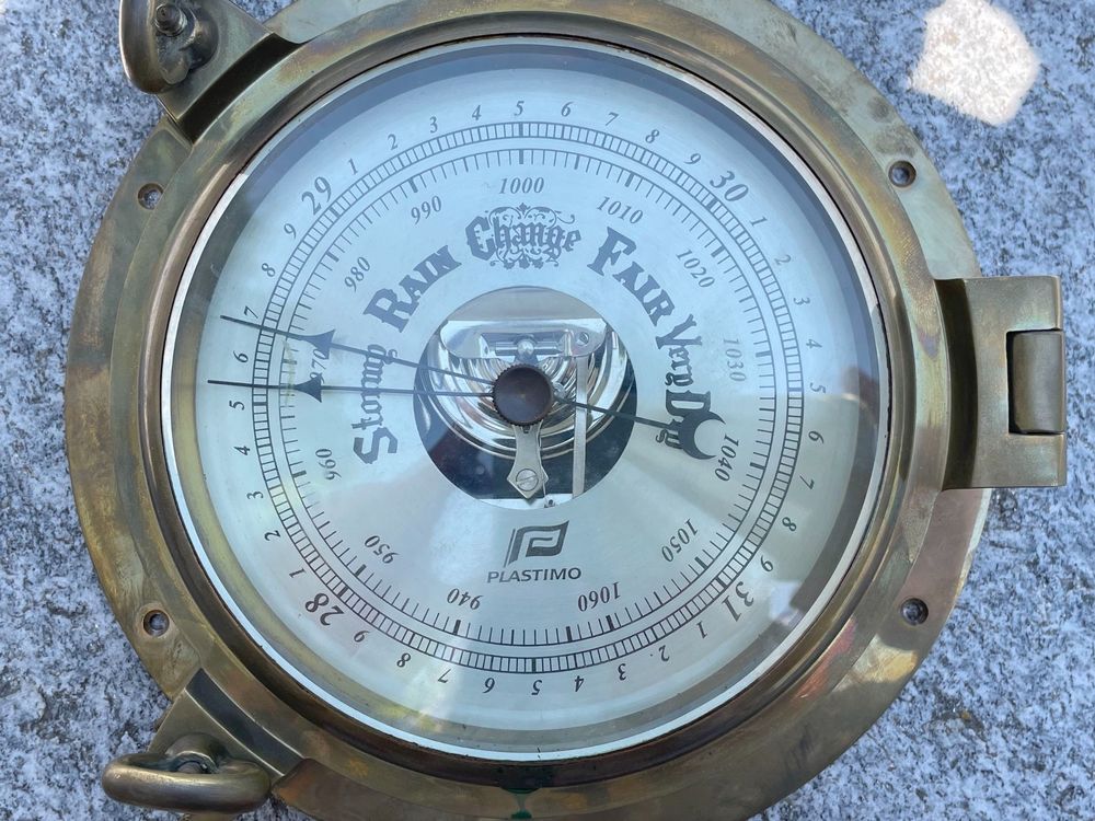 ⚫️ PLASTIMO - Uhr und Barometer (Gebraucht) in Zürich für CHF 30 – nur ...