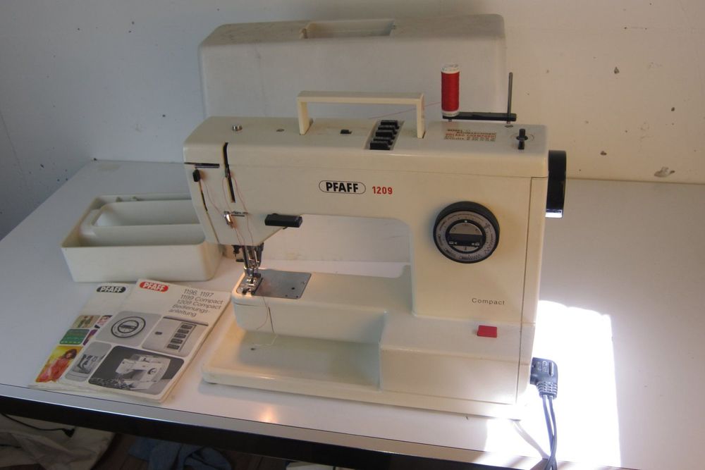 Nähmaschine Pfaff 1209 (Defekt) in Fahrweid für CHF 59 – mit Lieferung ...