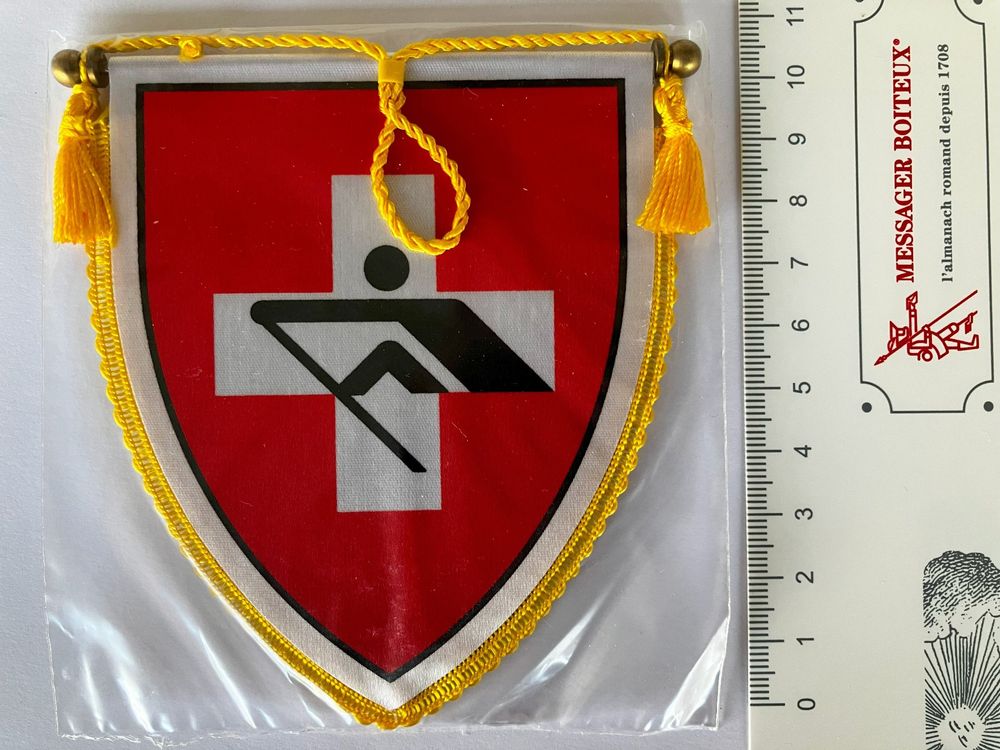 Vintage Fanion/Wimpel RUDER-CLUB REUSS LUZERN (Neu und originalverpackt) in Gland für CHF 8 ...