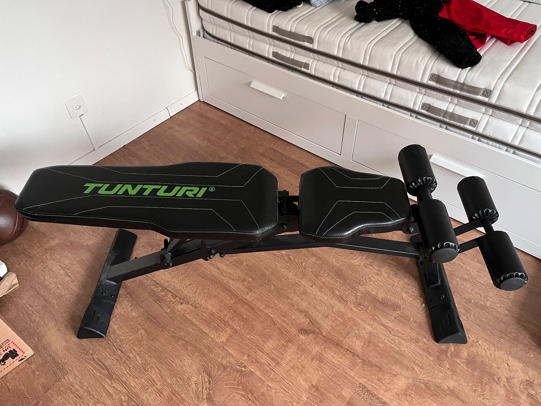 Tunturi U880 halterbank - Top Zustand für dein Sixpack! (Gebraucht) in ...