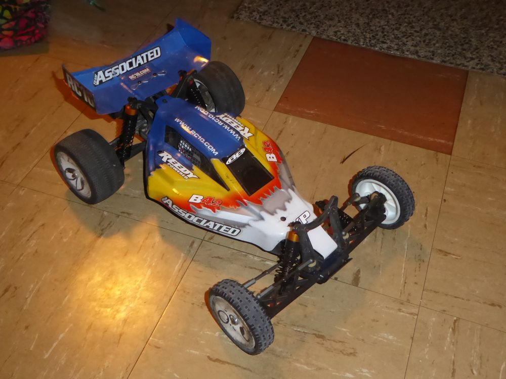 Team Associated RC10 B4.2 Buggy inkl. Reedy Brushless Set (Gebraucht ...