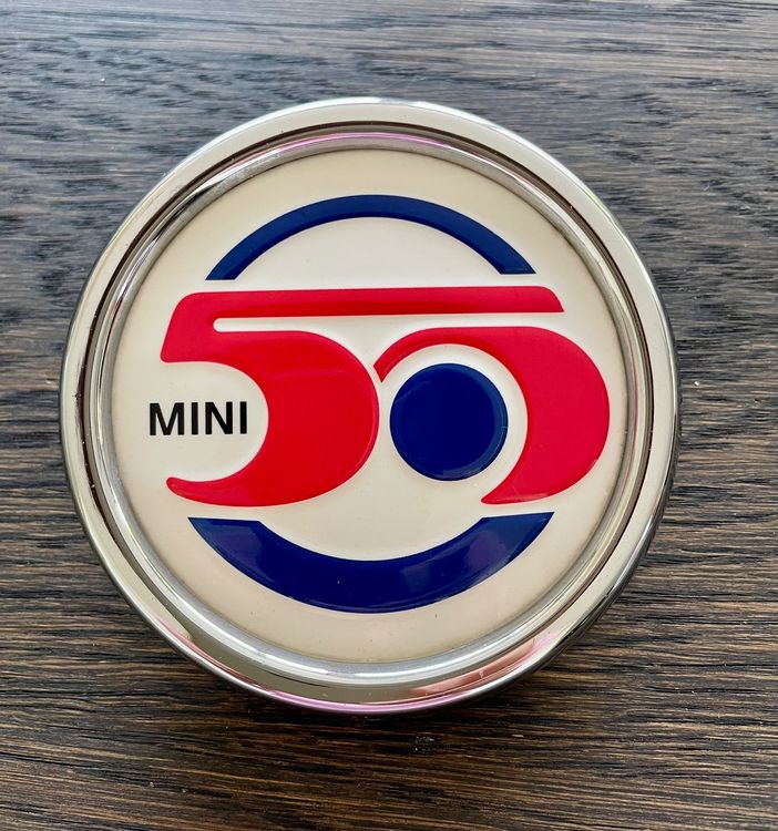 Mini Cooper 50 Jahre Jubiläumskühlergrillplakette (Gebraucht) in Weesen für CHF 25 – mit ...