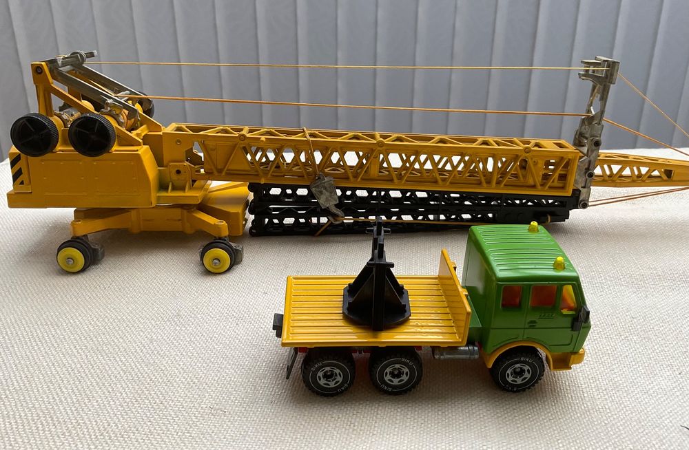 SIKU 4011 Mercedes Laster mit Turmdrehkran Msst: 1:55 (Gebraucht) in ...