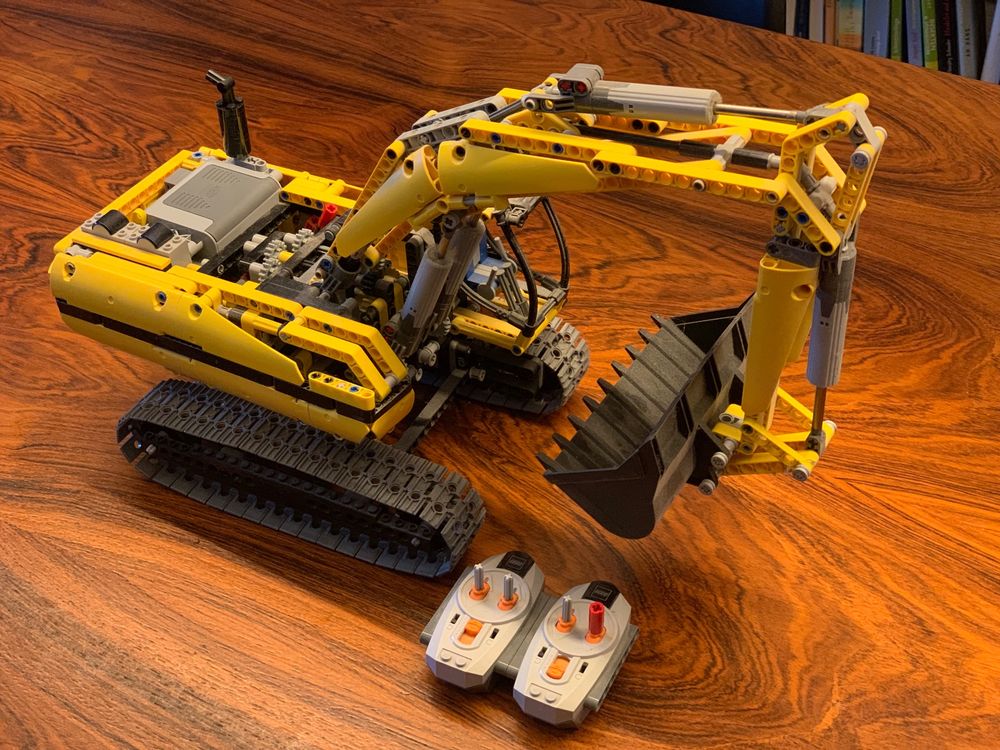 Lego Technic 8043 Motorisierter Raupenbagger, ferngesteuert (Gebraucht ...
