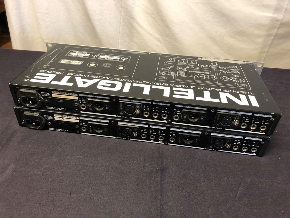 Behringer Intelligate XR2000 (2 Stück) (Gebraucht) in Gams für CHF 42 ...