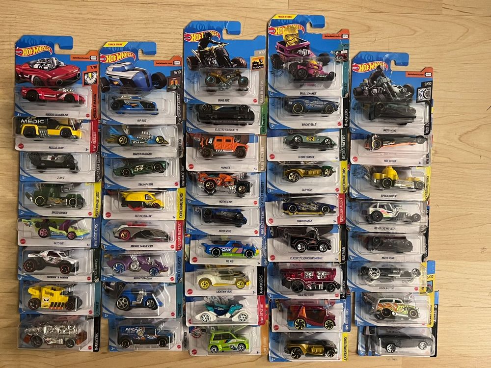 Hot Wheels Lot 42 Stück (Neu und originalverpackt) in Wildegg für CHF ...