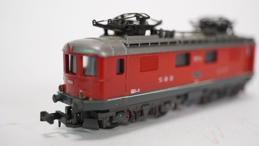 e43 Spur N Lima Re 4/4 I rot 10043 (Gebraucht) in Thun für CHF 42 – mit Lieferung auf Ricardo kaufen
