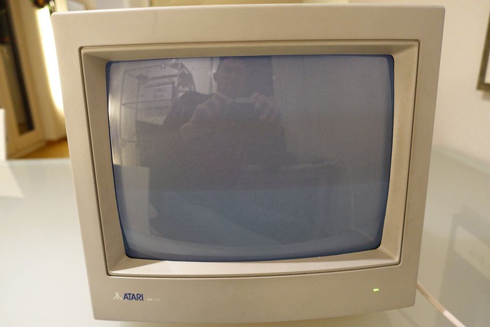 Rarität: Atari Farbmonitor SC 1435 | Kaufen auf Ricardo
