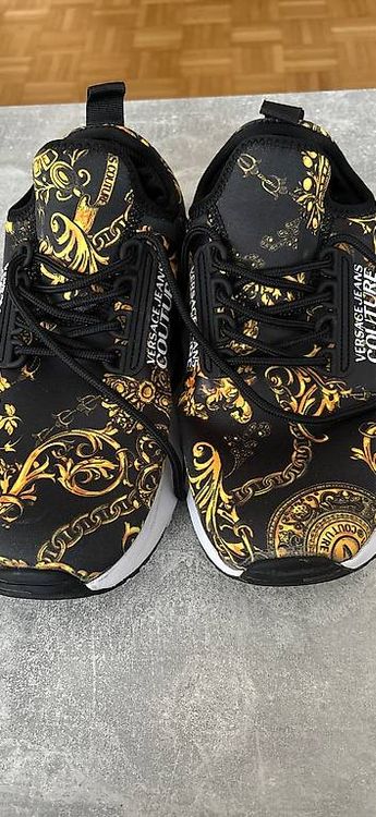 Versace Original Gr.41 (Gebraucht) in Chur für CHF 40 – nur Abholung auf Ricardo kaufen