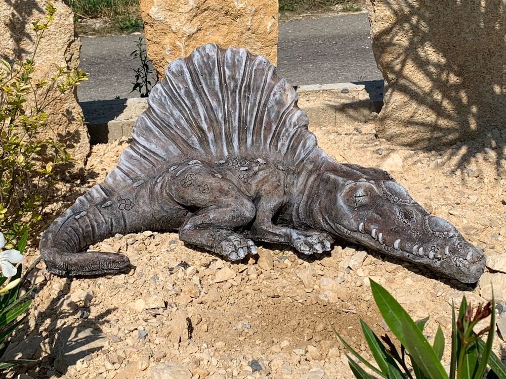 Spinosaurus, Dinosaurier, Gartenfigur, Steinfigur | Kaufen auf Ricardo