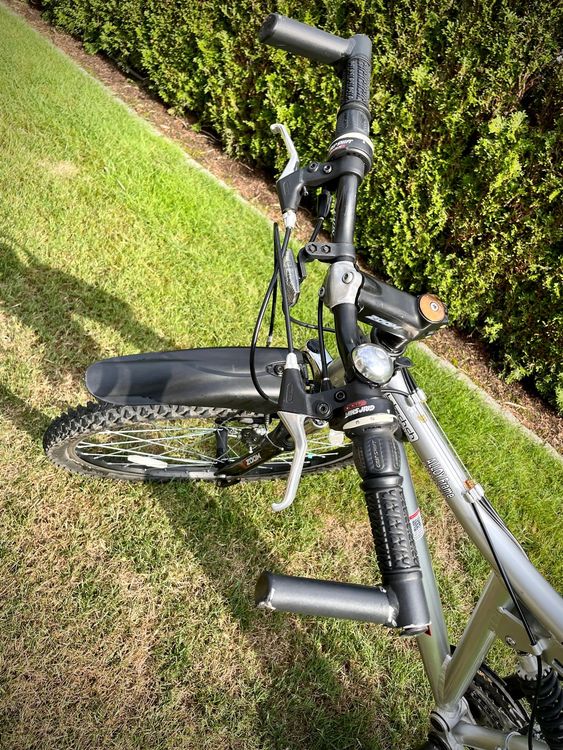 Velo,Fahrrad, Mountainbike SWIFT Fully mit 26 Zoll Reifen (Gebraucht ...