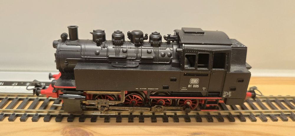 Märklin BR 81 AC-digital Nr. 29539 / FX (Gebraucht) in Brislach für CHF ...