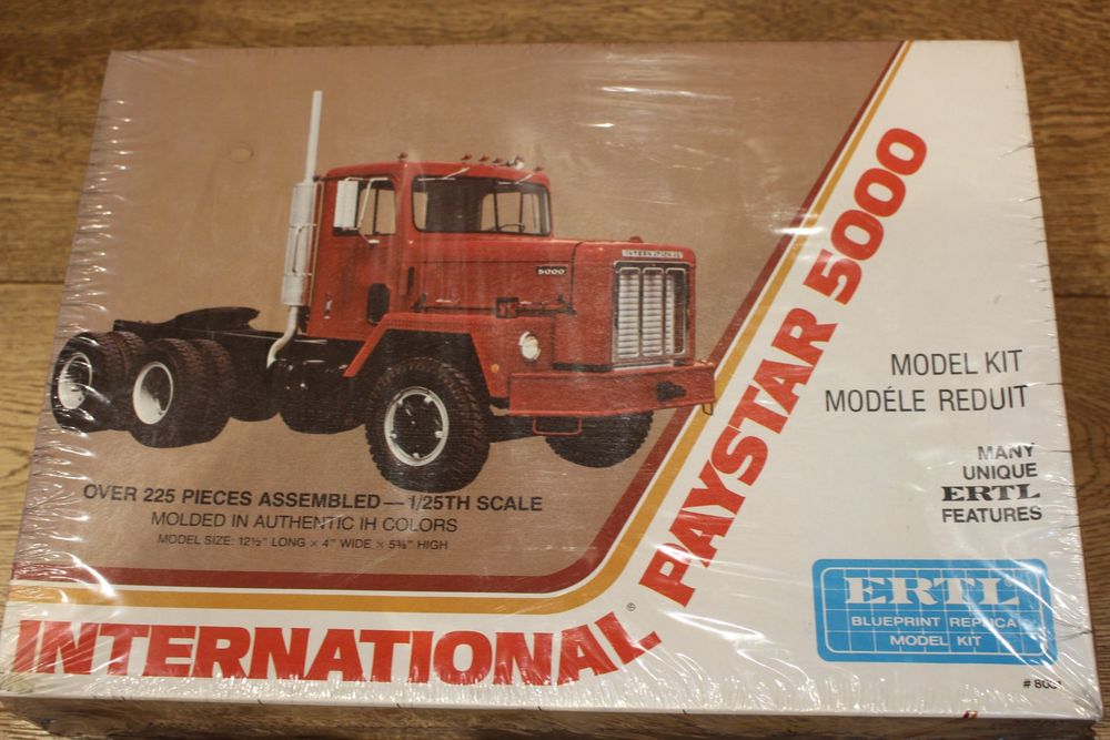 ERTL International Paystar 5000 (LKW-Modell 1:25) | Kaufen auf Ricardo