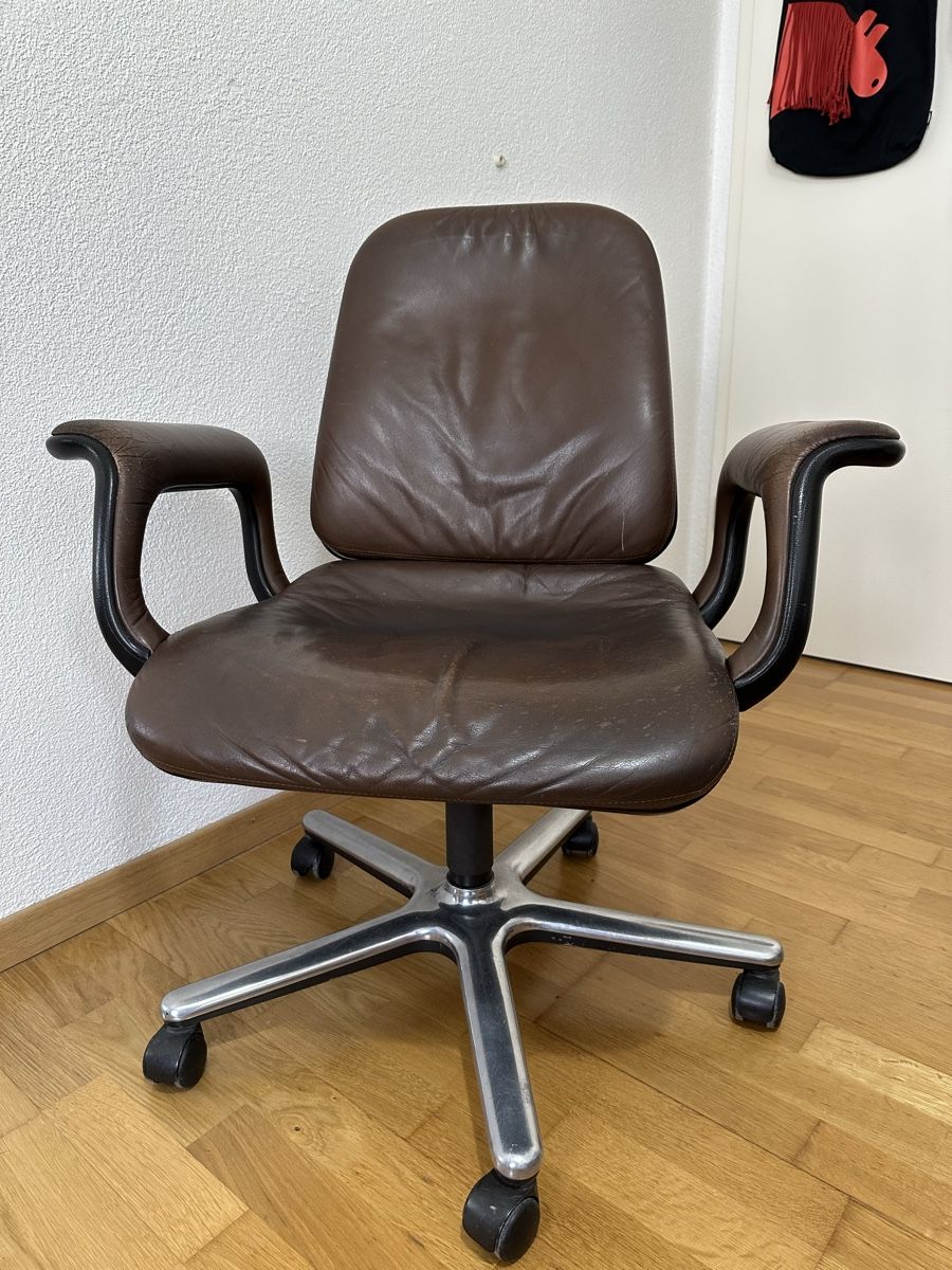 Ergonomic Genuine Leather Office Chair (Gebraucht) in Zürich für CHF 40 ...