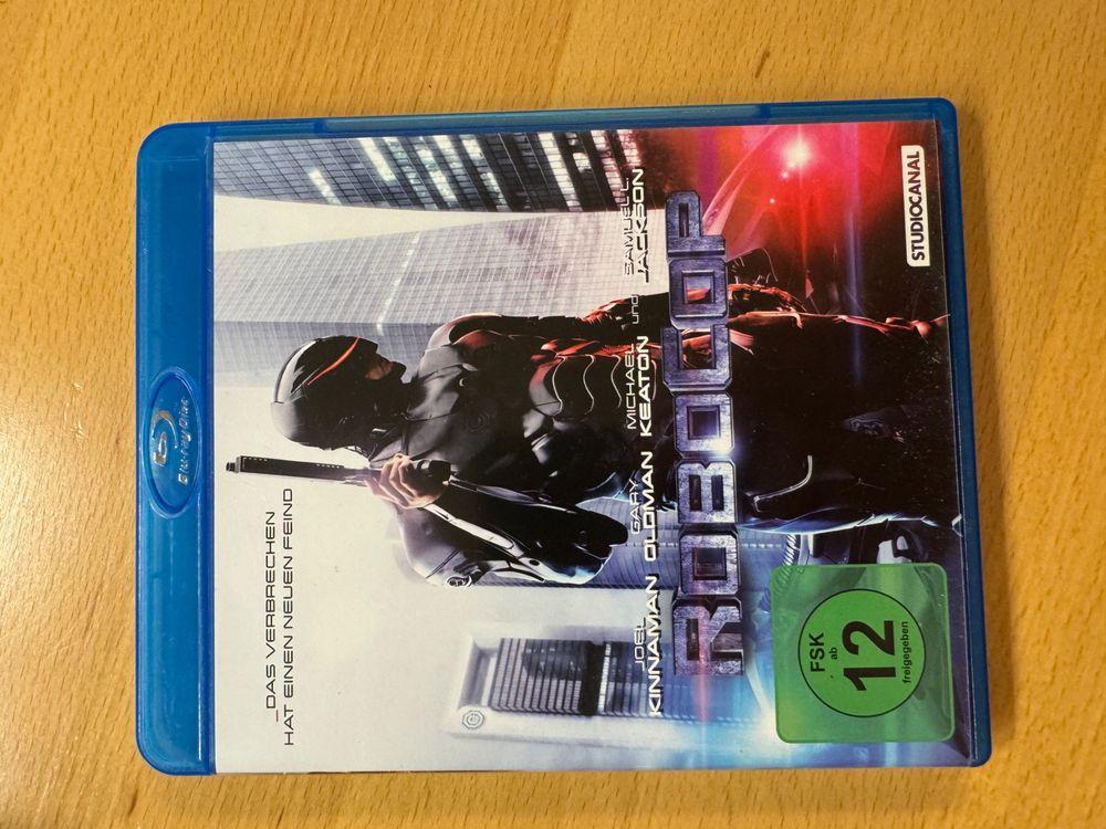 Robocop 2014 Blu Ray (Gebraucht) in für CHF 2.5 – mit Lieferung auf ...