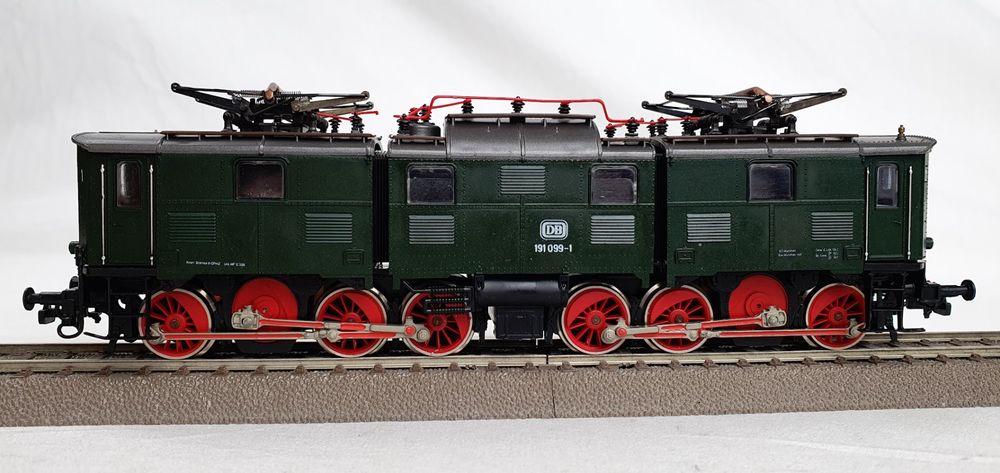 Roco 4139 DB BR 191 099-1 grün analog (Gebraucht) in Seon für CHF 26 – mit Lieferung auf Ricardo ...