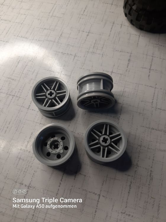 lego technic felgen (Gebraucht) in Visp für CHF 5 – mit Lieferung auf ...