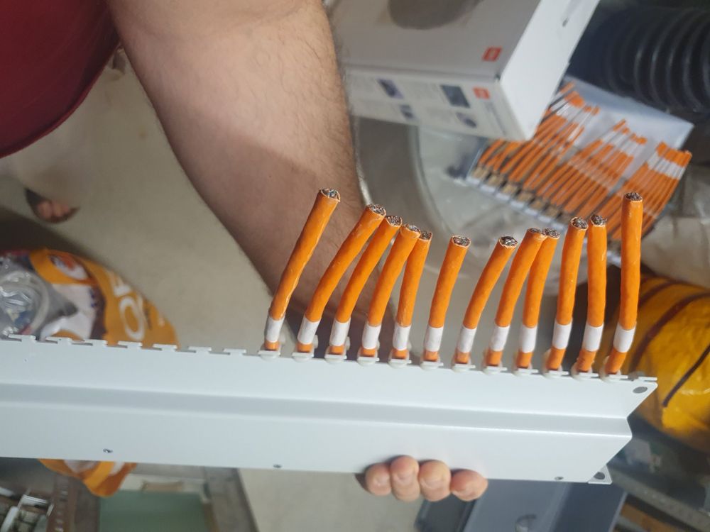 Datwyler mps 24x Patchpanel 24 19 Zoll Rack 19" 12xRJ45 (Gebraucht) in ...