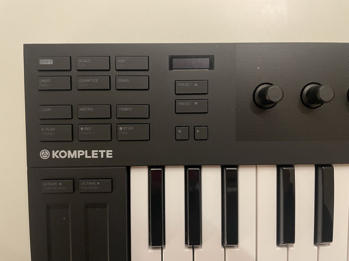 Native Instruments Komplete Kontrol M32 Keyboard Top! (Gebraucht) in ...