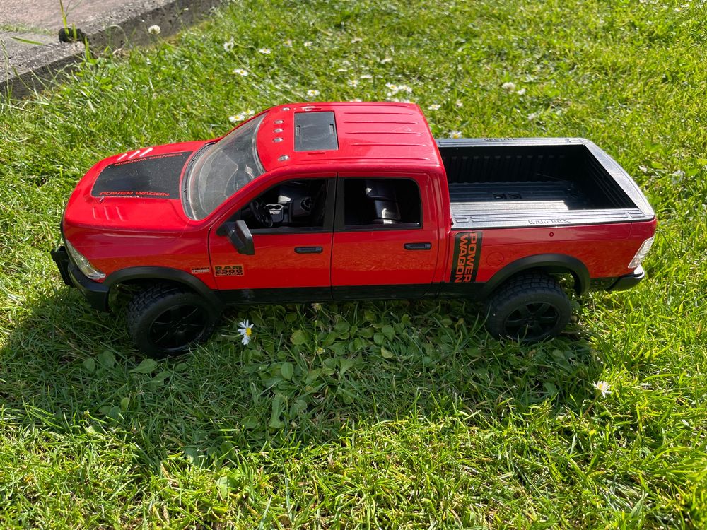 BRUDER Pickup Truck RAM 2500 Power Wagon mit Gebrauchsspuren | Kaufen auf Ricardo