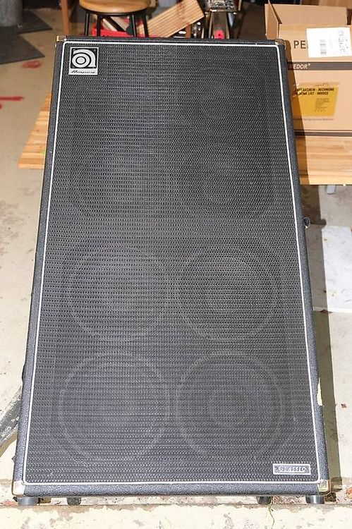 Ampeg Bassbox SVT 810 HE Vintage USA, 800 Watt (Gebraucht) in Basel für ...