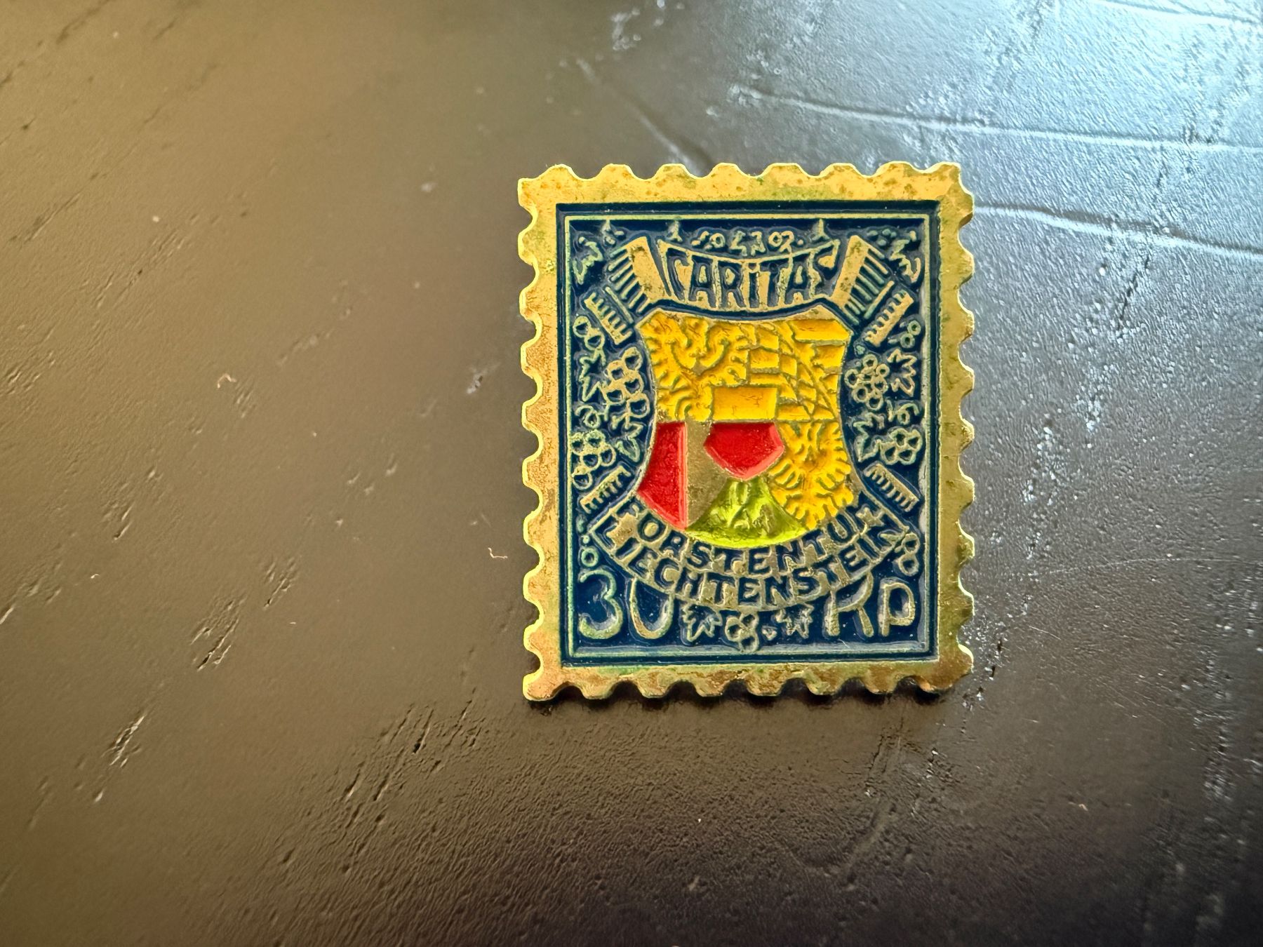 Caritas Liechtenstein Briefmarke Pin, Top Zustand, Rarität! (Gebraucht ...