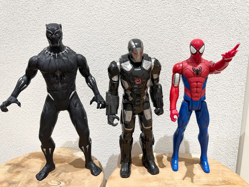3 Marvel Black Panther War Machine Spiderman hasbro (Gebraucht) in Baar ...