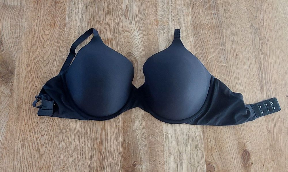 BH Triumph Body Make-Up 75E | Kaufen auf Ricardo