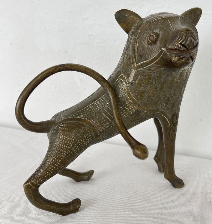 XXL feiner alter Bronze Löwe der Fon Benin Togo H 14 cm Kg 1 (Gebraucht) in Rüthi (Rheintal) für ...