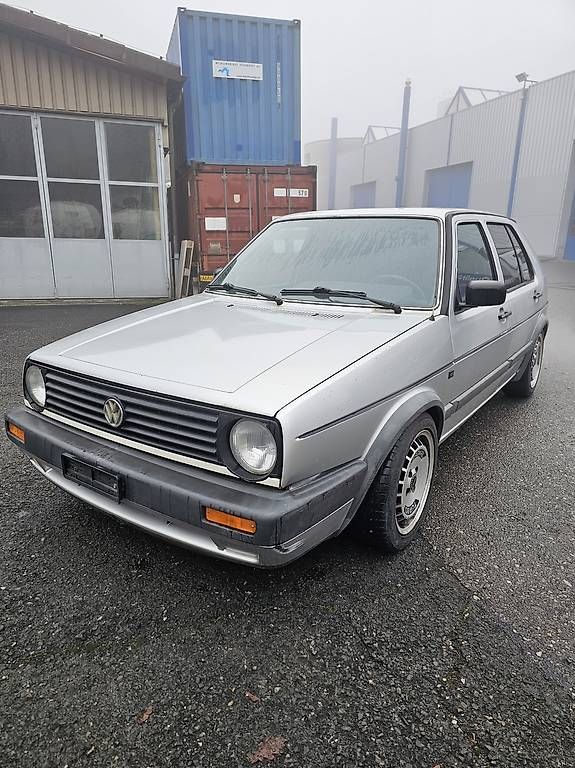 VW Golf 2 GL 1,8l + 8fach bereift (Gebraucht) in Küssnacht am Rigi für ...