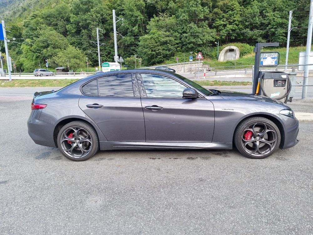 Alfa Romeo Giulia Veloce ti (Gebraucht) in Martigny für CHF 23500 – nur ...