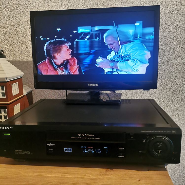 Sony SLV-E820 VHS Video Recorder, inkl. Fernbedienung (Gebraucht) in St.Gallen für CHF 71 – mit ...