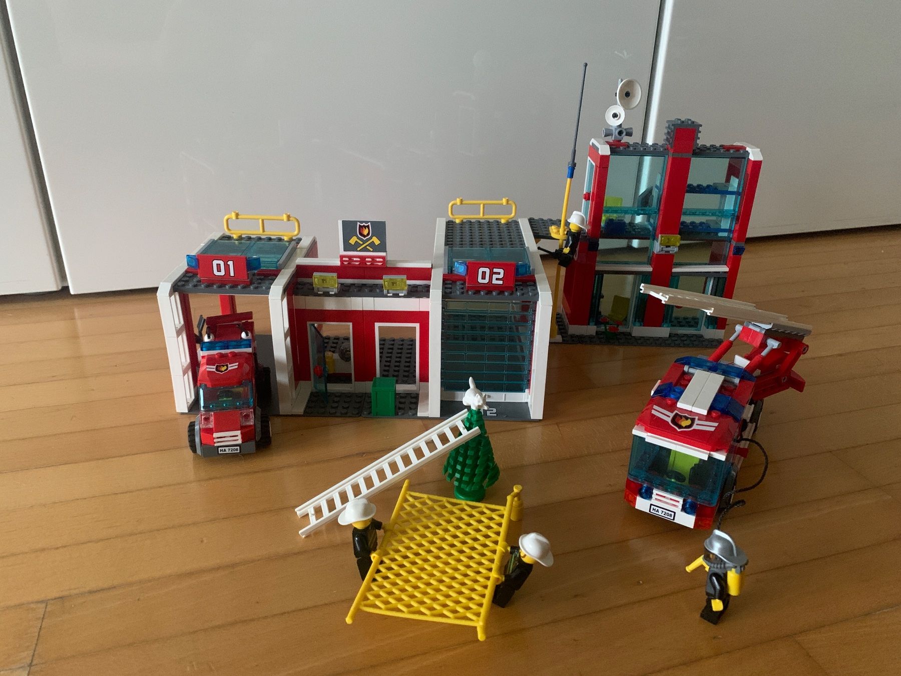 LEGO City 7208 - Feuerwehr Hauptstation - Top Zustand! (Gebraucht) in ...