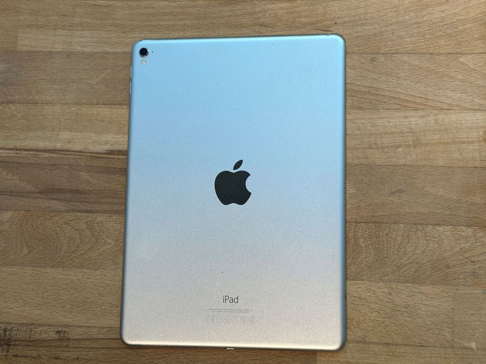 iPad Pro (2016) 128 GB Wi-Fi | Kaufen auf Ricardo