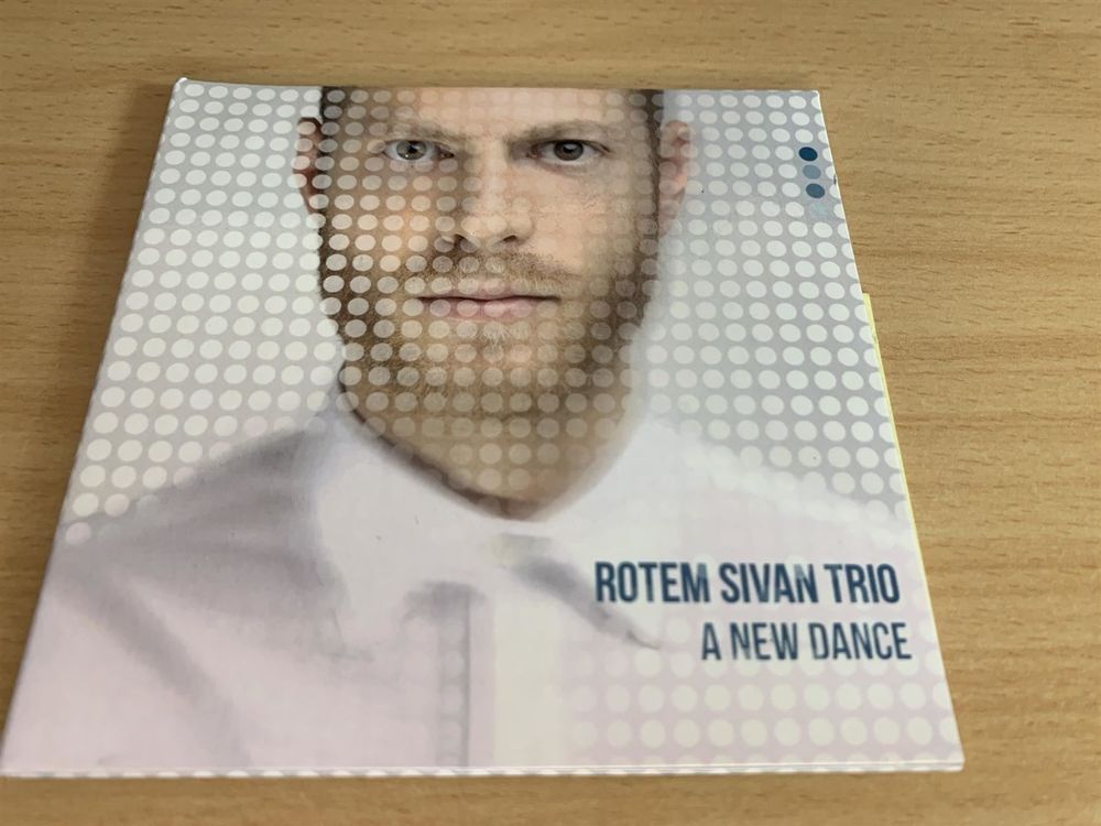 Rotem Sivan Trio – A New Dance (Gebraucht) in Rikon im Tösstal für CHF ...