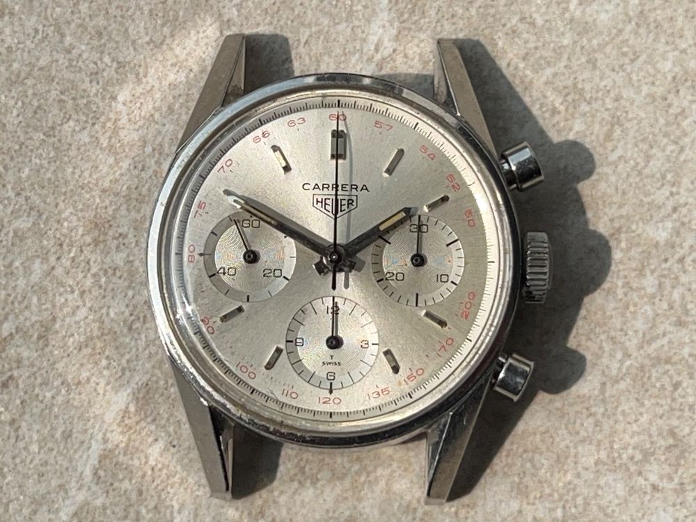 Vintage Heuer Carrera 2447T Red Tachymeter Unpolished (Gebraucht) in ...