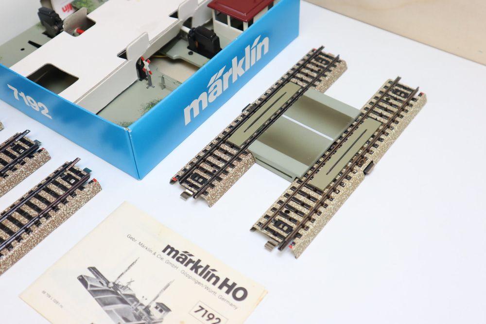 Märklin Elektro Bahnübergang 7192 + 7193 Zusatz - H0 | Acheter sur Ricardo
