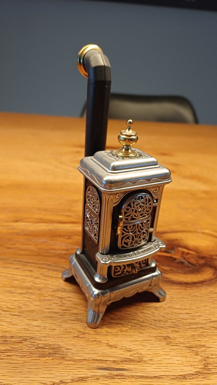 Miniatur Kaminofen für Puppenhaus massiv 15,5 cm (Gebraucht) in ...