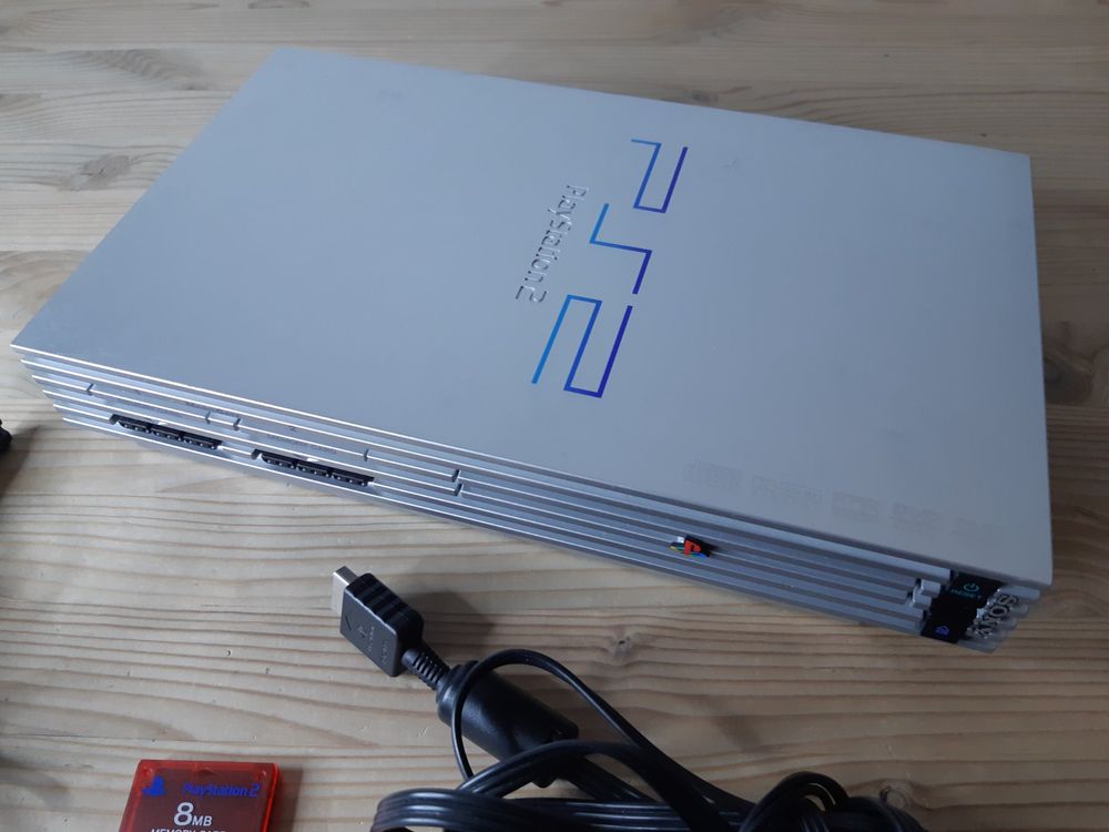 SONY Playstation 2 PS2 FAT Silber SCPH-50004 + Kabel + MC | Kaufen auf ...