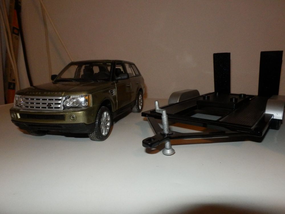 Range Rover, Hummer, remorque 1:18 (Gebraucht) in Apples für CHF 69 ...