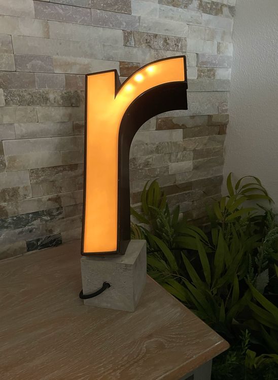 Leuchtbuchstabe - r (Gebraucht) in Wetzikon ZH für CHF 25 – mit Lieferung auf Ricardo kaufen