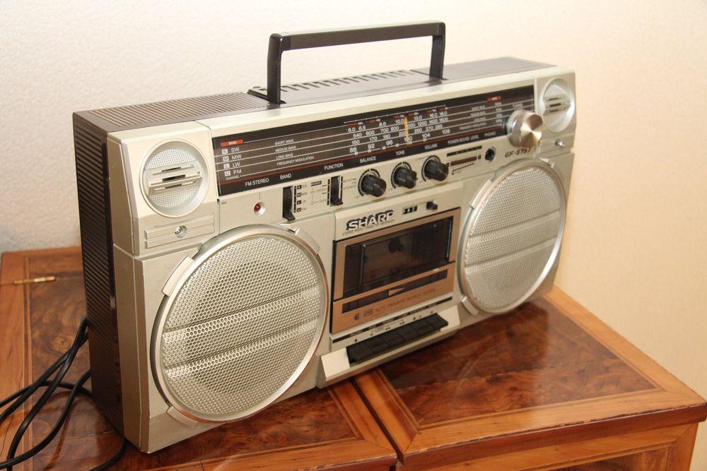 Sharp GF-5757, Ghettoblaster, Stereokassettenrekorder | Kaufen auf Ricardo