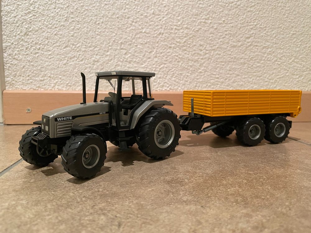 SIKU AGCO White 6810 mit Anhänger (Neu und originalverpackt) in ...