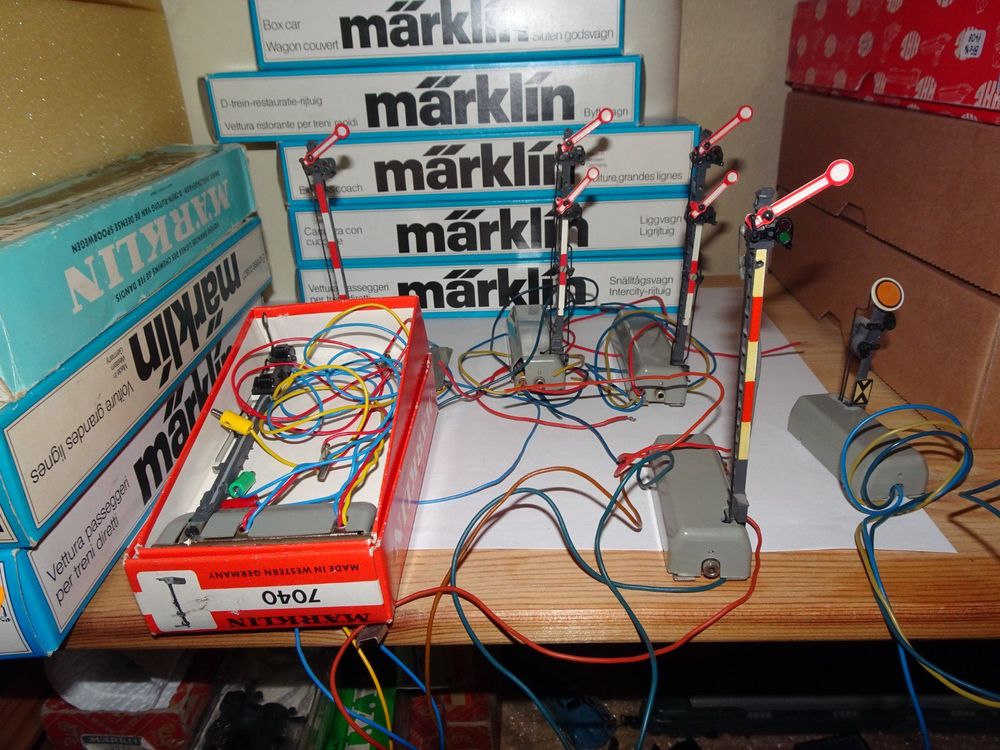 6 Signale Märklin H0 7036, 7039, 7040 (Gebraucht) in St.Gallen für CHF ...