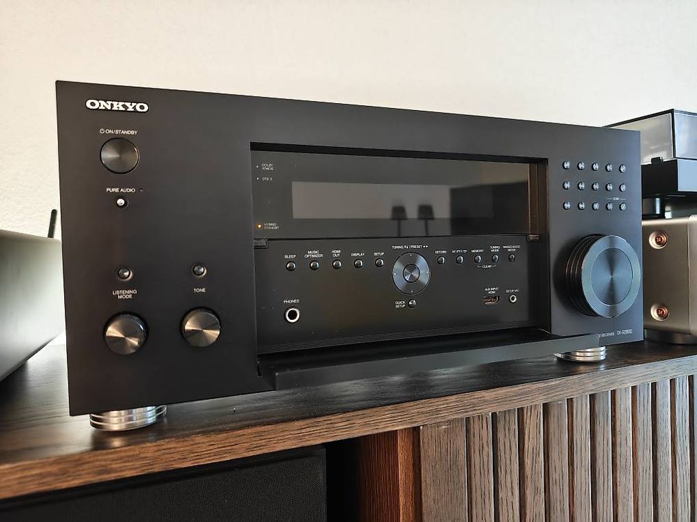 Onkyo TX RZ800 AV Receiver für HiFi Fans (Gebraucht) in Winterthur für ...
